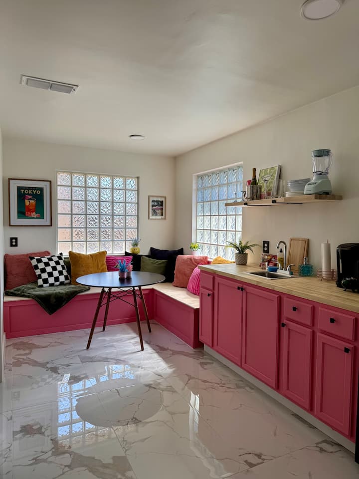 Bright Side Studio-last Minute October Discounts - Midland, TX