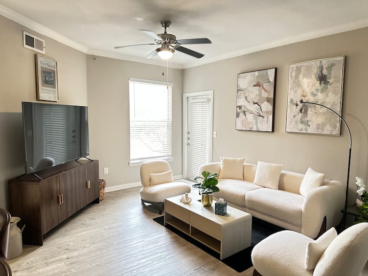 Comfortable 2br Getaway • Close To The Woodlands - The Woodlands, TX