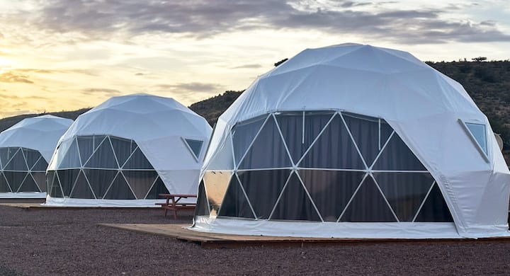 Grand Canyon Stargazer Domes - Arizona