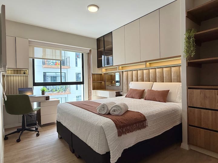 Elegante Departamento De Estreno En Miraflores. - Peru