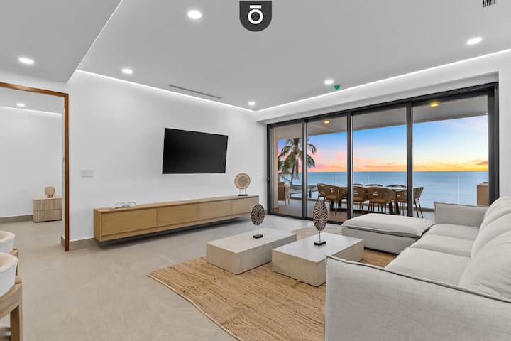 Bantay 1d | Beachfront 3br, Ocean View & Pools - Bucerías