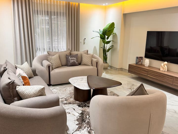 Modern 3br Apt In Primera Near Malls & Attraction - エジプト