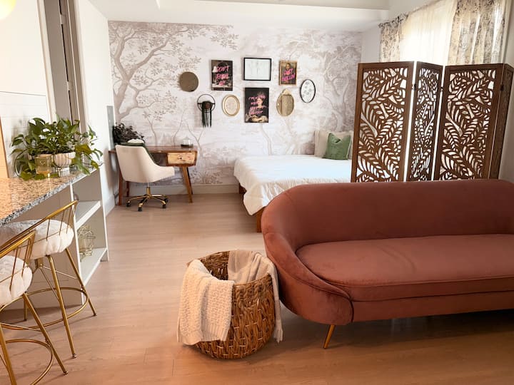 • The Rosie Retreat | Arlington Peaceful Getaway • - Arlington, TX
