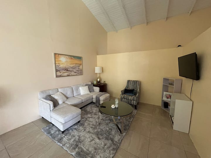 Hibiscus Apartment - Santa Lucía
