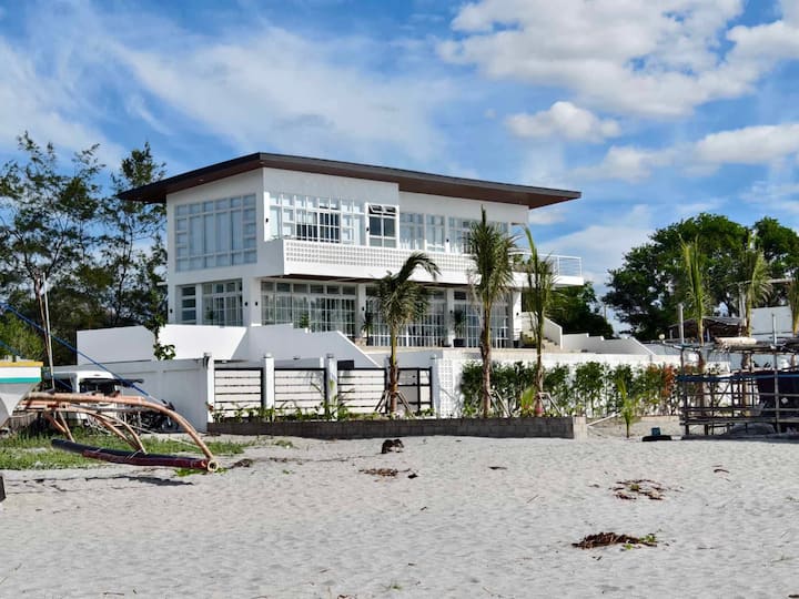 The Xilong House. Modern Filipino Beachfront Villa - 필리핀