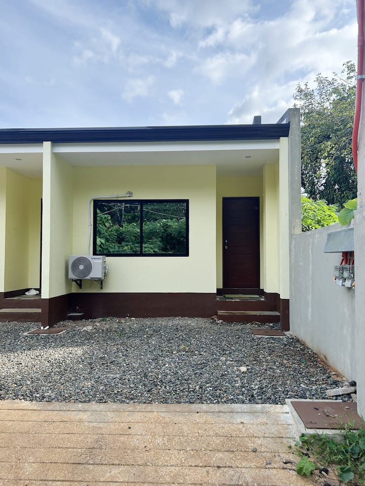 Pepito Hub - Cozy Urban-meets-nature Retreat - Puerto Princesa