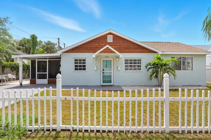 Dunedin Bliss! Walk To Fenway & Downtown Dunedin! - 達尼丁