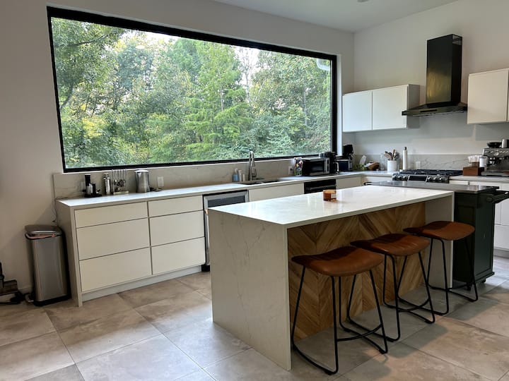 Indoor-outdoor California Style Living In Btown - Brown County, IN