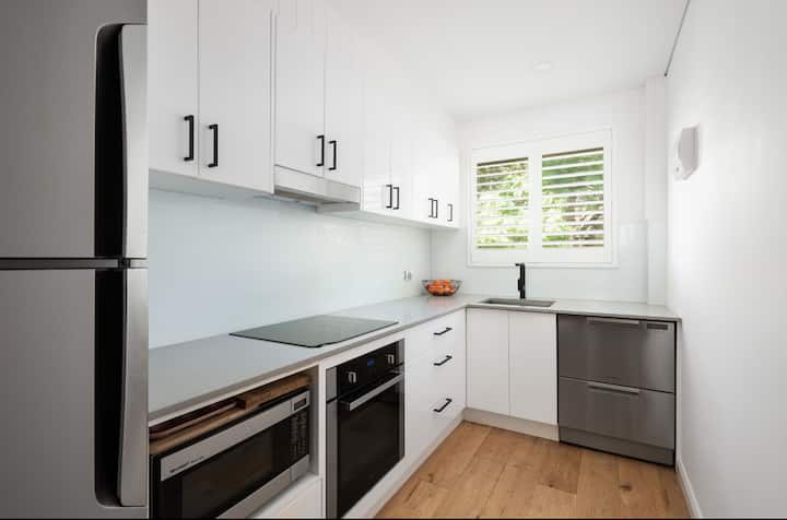 Apartment In Sutherland
Bright, Simple, Central - Carlton