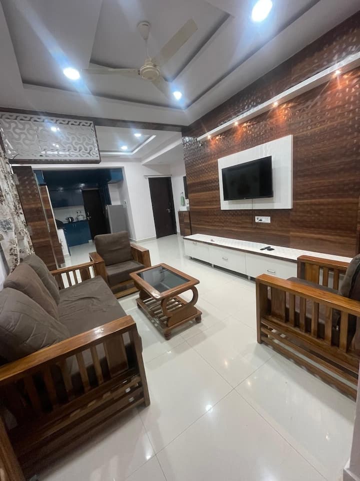 Next Home 2 Bhk Madhapur Near It Hub, Yashoda, Aig - Hyderabad