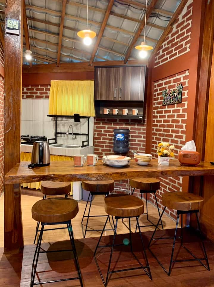 Villa Kayu / Kabin Kayu Di Perkebunan Lembang. - Ciater