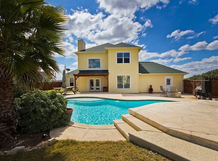 Backyard Oasis In Buda - Kyle, TX