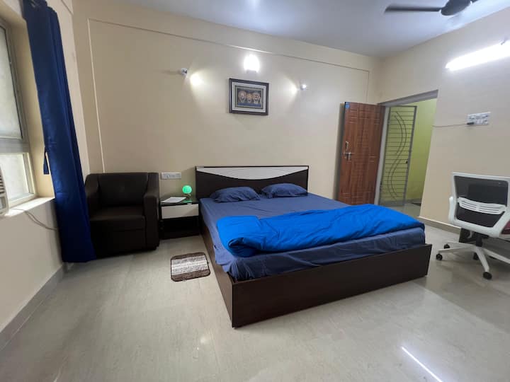 Peaceful Studio Retreat | Serene Stay In Puri - Puri