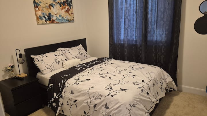 Modern Room Close To Amenities - カナタ