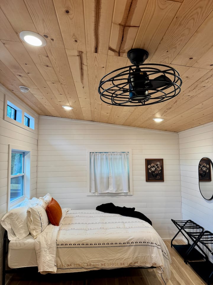 Couples Tiny House • Hot Tub • 5 Min To Downtown - 블루 리지