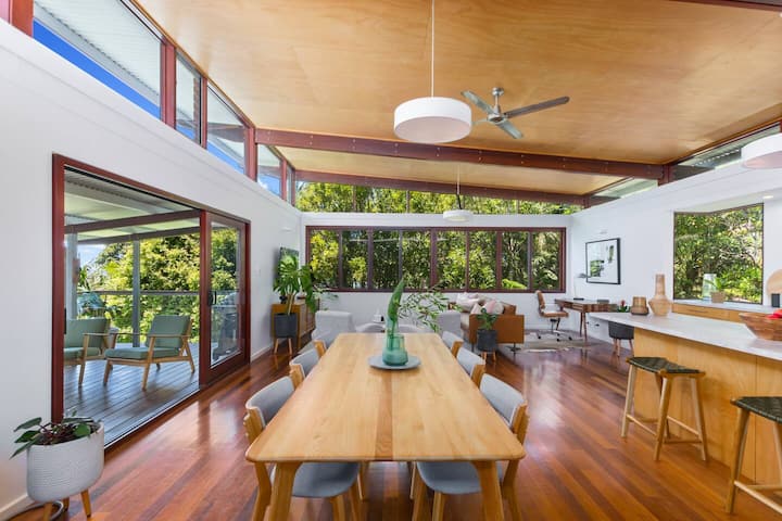 Rainforest Treehouse Retreat By The Beach - Stanwell Tops