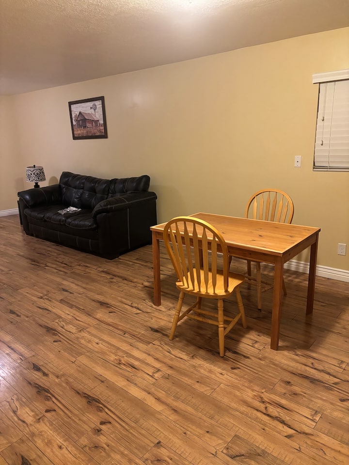 Spacious Basement Apartment. Quiet Neighborhood! - Lehi, UT