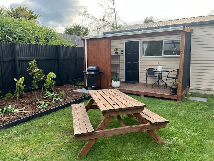 Tui’s Nest - Motueka