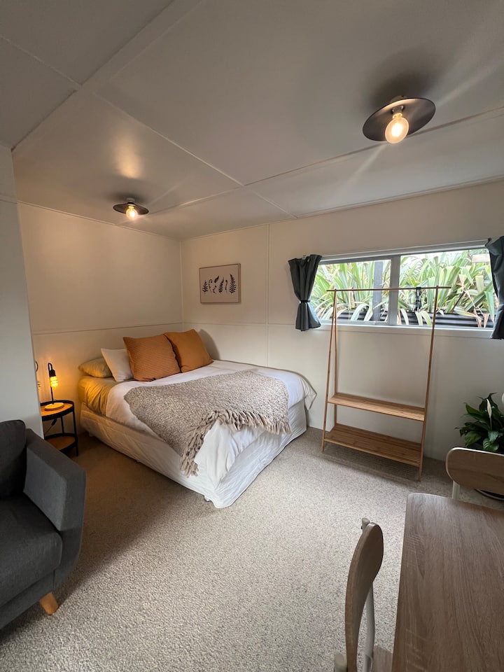 Tui’s Nest - Motueka