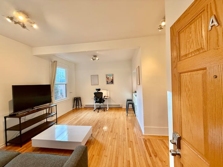 Turnkey North Beach Furnished 1br - Utilities Incl - San Francisco, CA