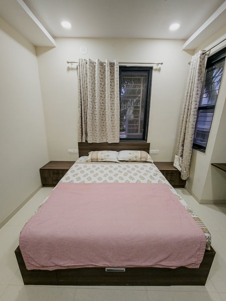 Luxury Studio Apartment - Kolhapur