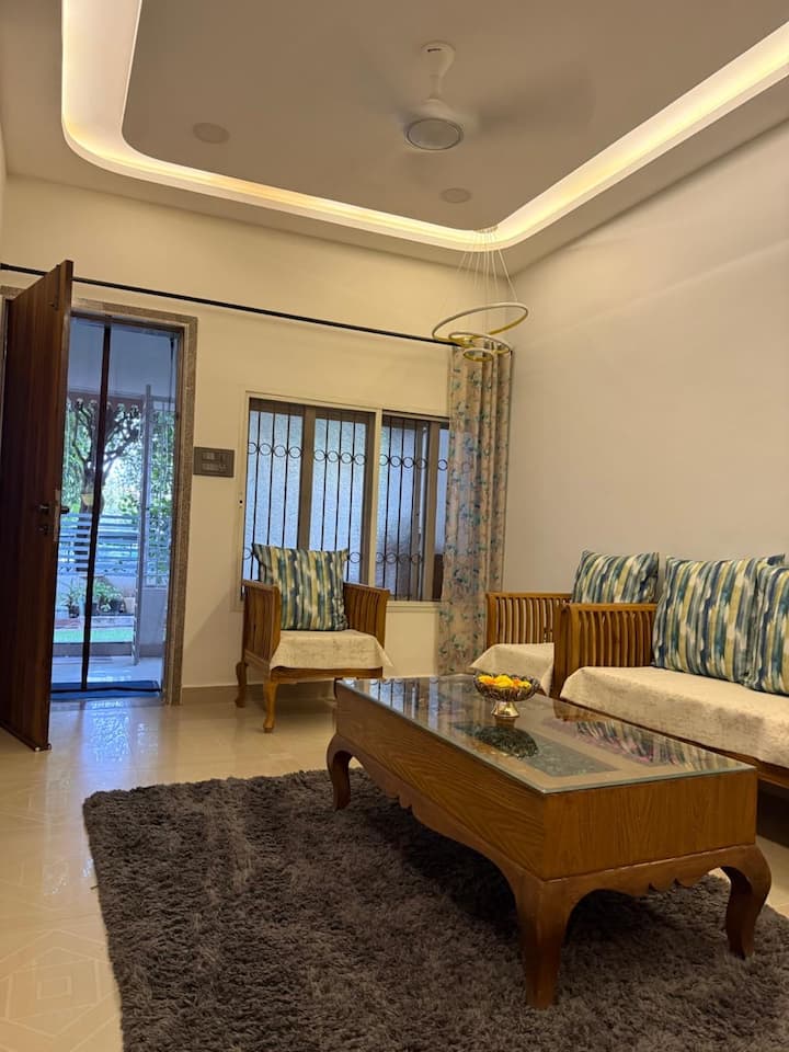 Neem Tree House 3bhk House With Parking - Bhopal