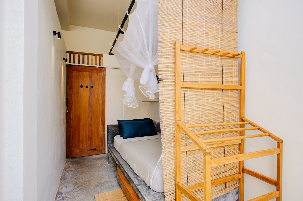 Private Hostel Room (4) in Dickwella, Sri Lanka - Hostels for Rent in ...