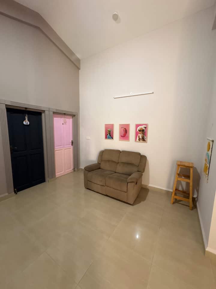 Home In North Goa (1 Min Away From The Beach) - Goa