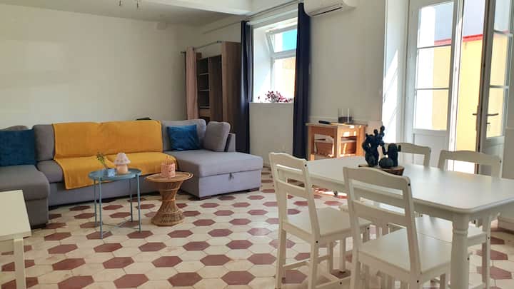 Logement à 2 Pas Du Ldlc Arena Et Du Stade - Chassieu