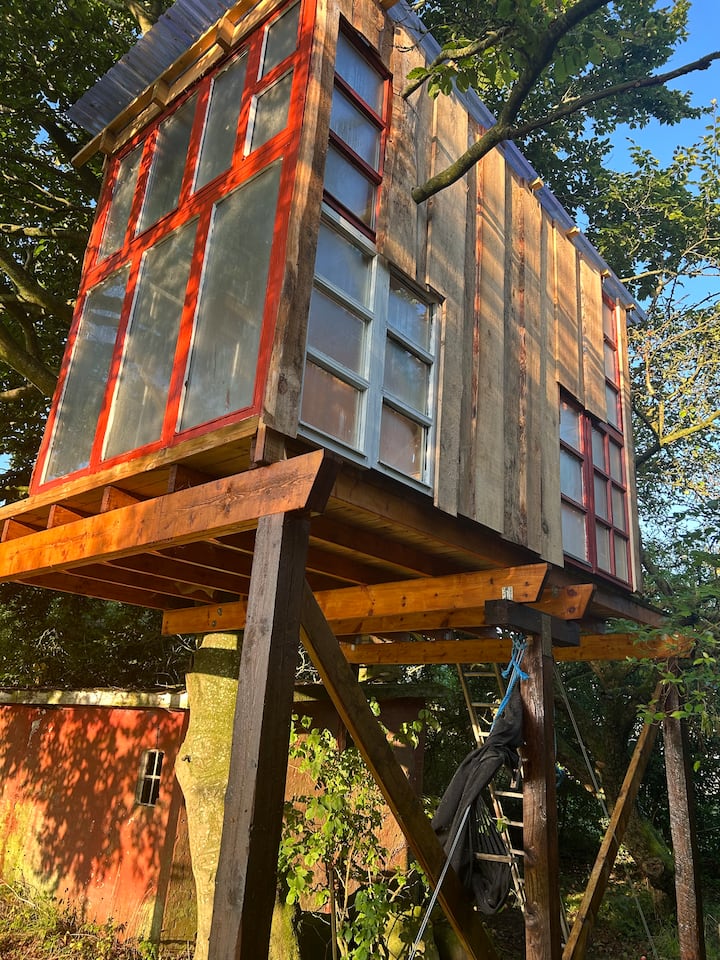 Charming Treehouse For 2 - Bornholm