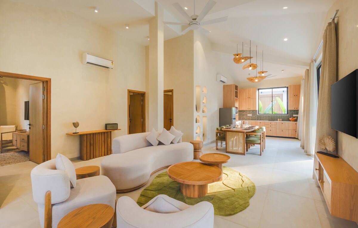 Sere Resort Goa Stylish 4BHK Villa Stay in Vagator - Houses for Rent in ...