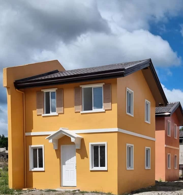 Bright & Cozy 2-storey House For Families / Groups - Bacong
