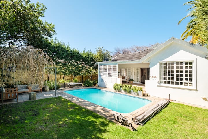 Central 3bdr Family Home In Claremont With Pool - Cape Town
