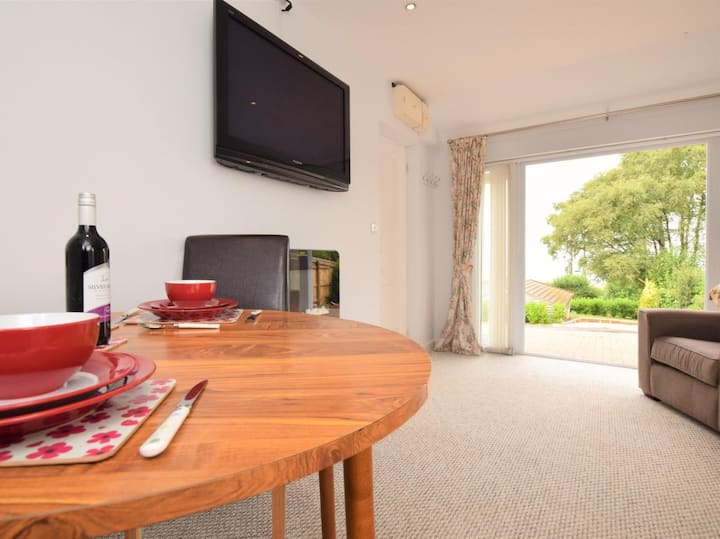 1 Bed In Axminster (Oc-62615) - Lyme Regis