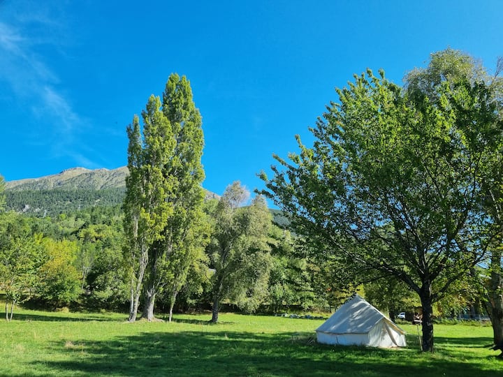 Emplacement Camping, Pas De Côté-puy Saint Eusèbe - Embrun