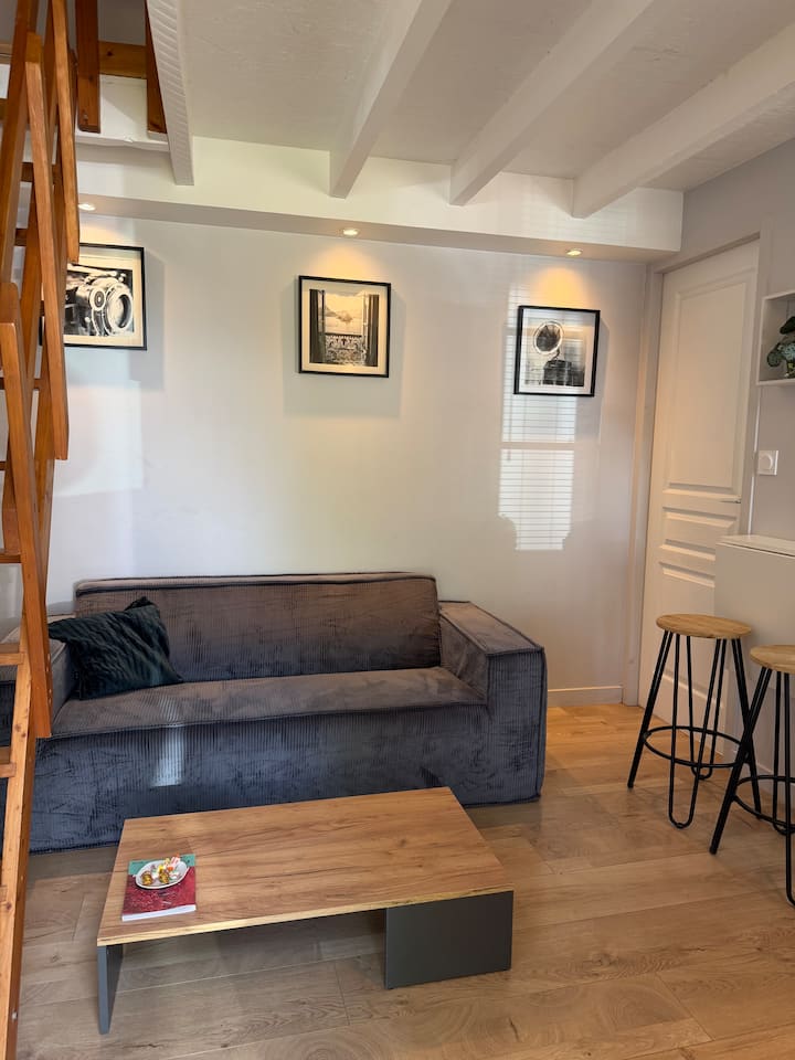 Studio Calme Avec Parking Gratuit -Lons Le Saunier - Lons-le-Saunier