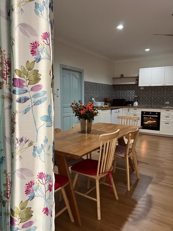 Big Fresh Apartments In The Best Area Of Phuket - Phuket tartomány