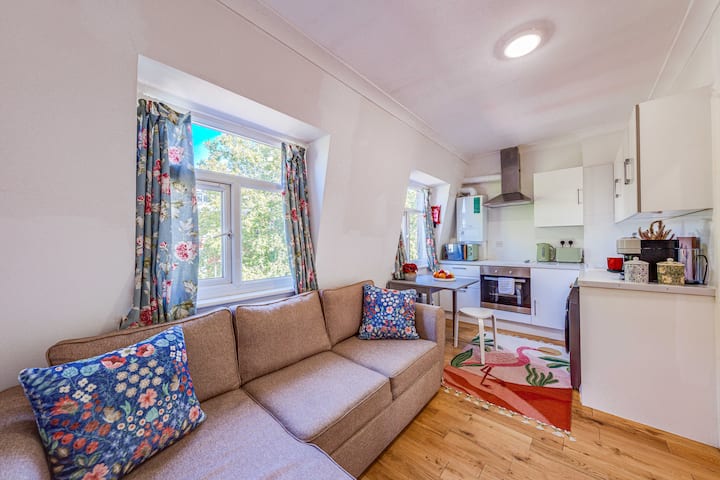 Bright 1-bedroom Flat By King’s Cross - London