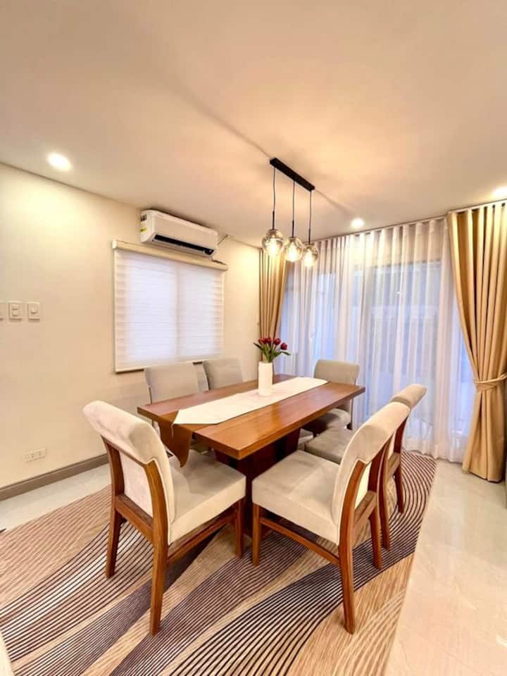 Elegant 4br Home In Pampanga Retreat - San Fernando, Spain