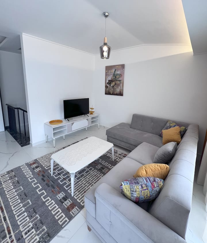 Новый дуплекс - жемчужина 2+1 в центре тихая улица - Alanya