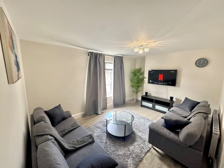 Cozy 3-bedroom House In Dublin City Centre - Dublin