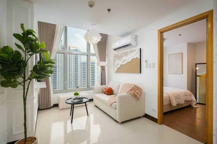 New Elegant 1br • King Size Bed • Fast Wi-fi - Manila