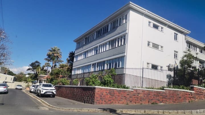 Lovely 2 Bedroom Paarl Apartment - Paarl