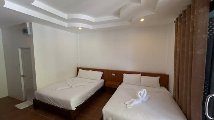 Mac's Bay Resort - Superior Room #2 - 4 Adults - Koh Samui