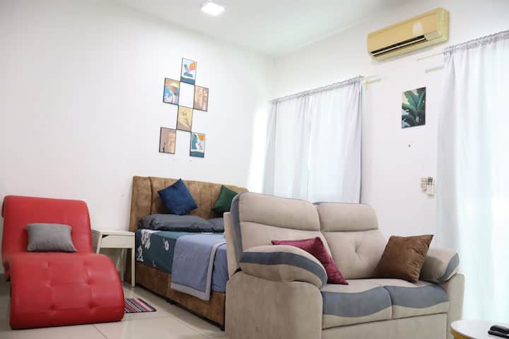 Cozy Cybersquare High Floor Nice View Neflix Wifi - Putrajaya