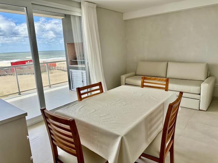 Hermoso Depto. Con Vista Al Mar - Pinamar