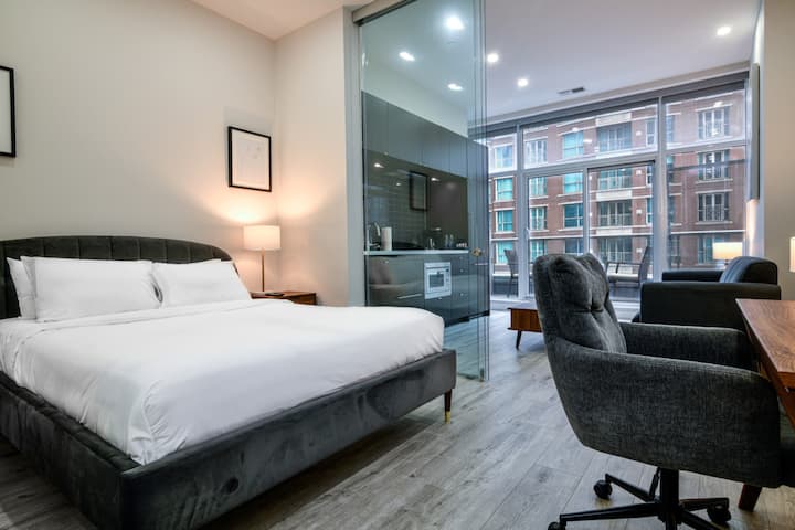 Serene 1br In The Heart Of Yorkville - Toronto, ON
