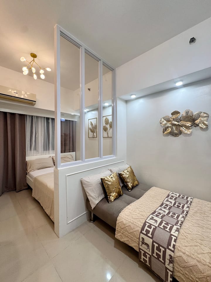 Luxury Suite At Light Residences - Makati