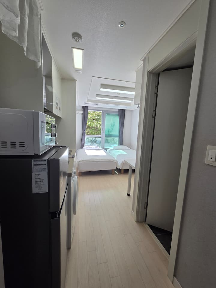 Parkview 235 - 7 Seconds To Gangnam Station - Yeoksam-dong