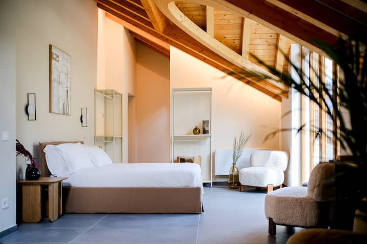 Sky Room Studios_bernina Experience - Aprica